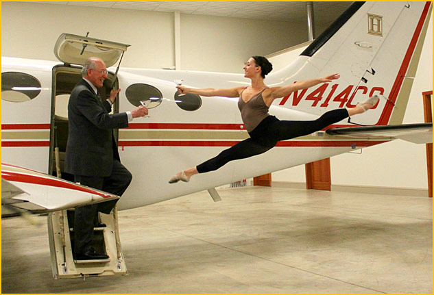 Top 4 Airplane Dance Videos